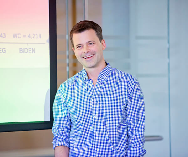 Stanford PACS Faculty Co-Director Robb Willer co-authors an op-ed for ...